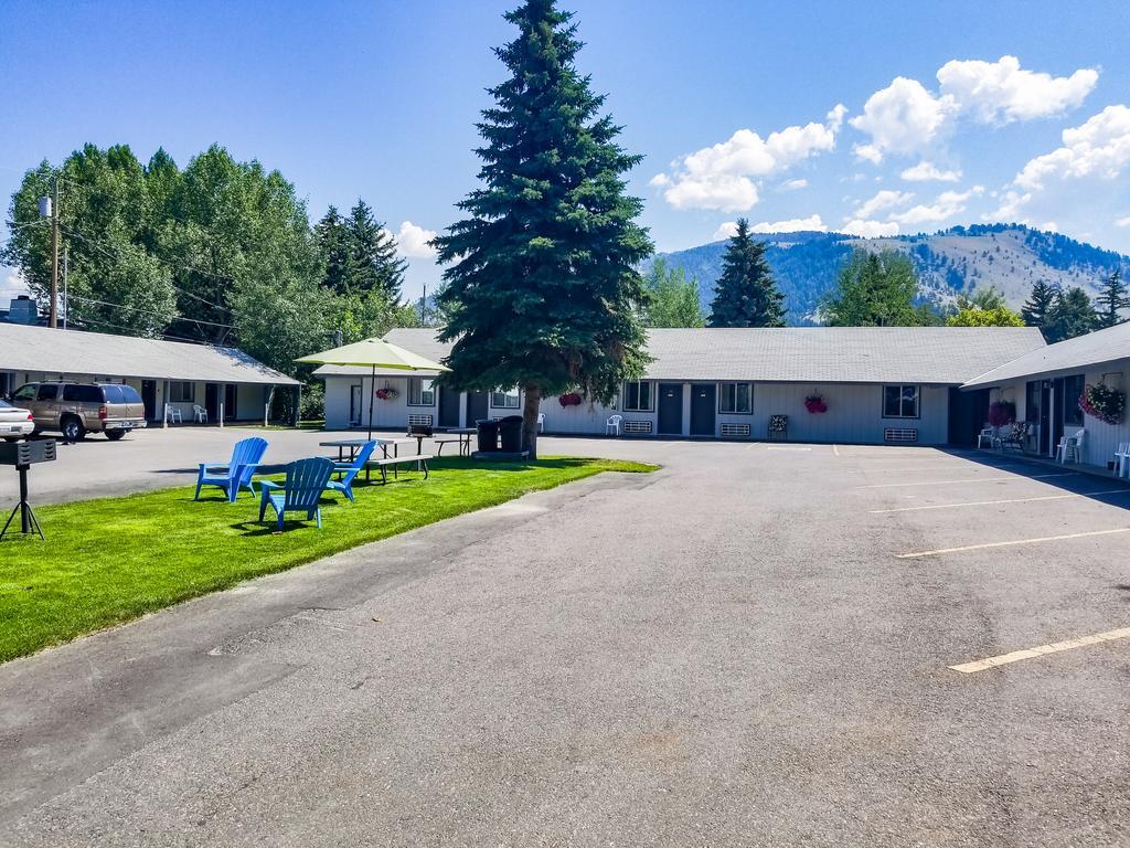 ALPINE MOTEL, JACKSON
